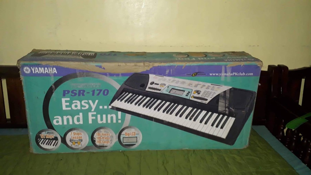 YAMAHA ELECTRONIC KEYBOARD PORTATONE PSR-170, Hobbies & Toys, Music ...