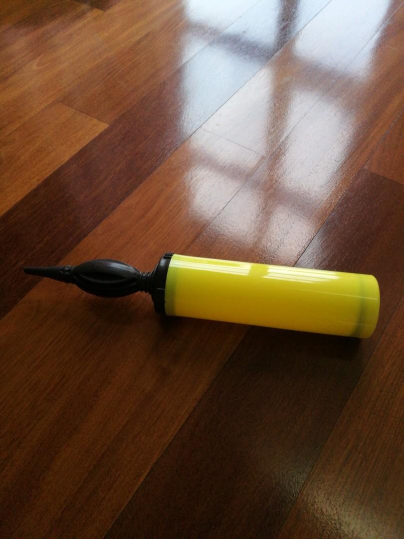 Balloon hand pump, Hobbies & Toys, Stationery & Craft, Occasions ...