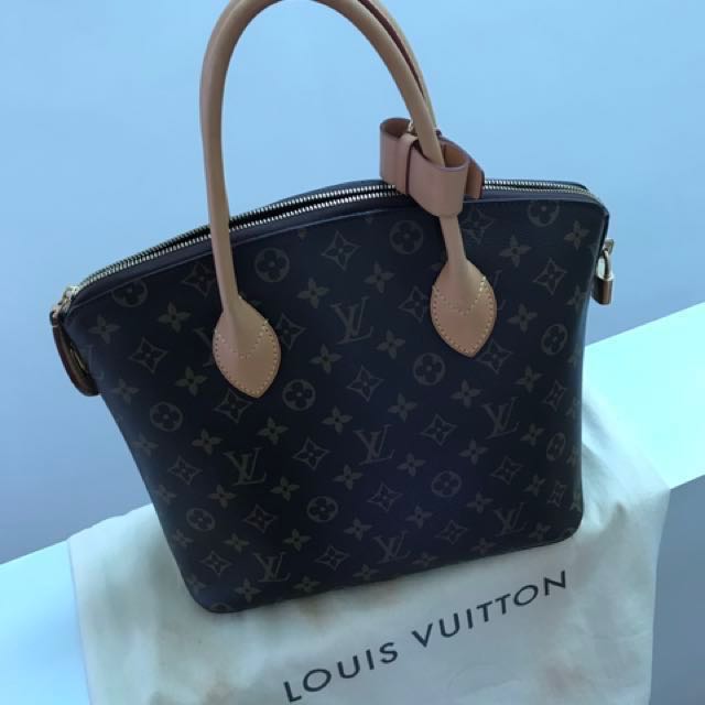 LV LOCKIT MM, Luxury, Bags & Wallets on Carousell