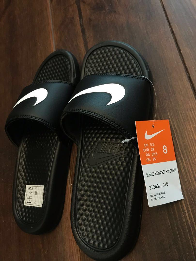 Nike Swoosh Slipper, Men's Fashion, Footwear, Flipflops and Slides on ...