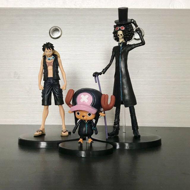 One Piece Action Figure (Black Suit) Complete set of straw hat pirates ...