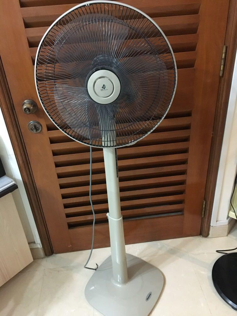 Panasonic Fan - very tall (Model 408HS). Buy for parts only, Furniture ...