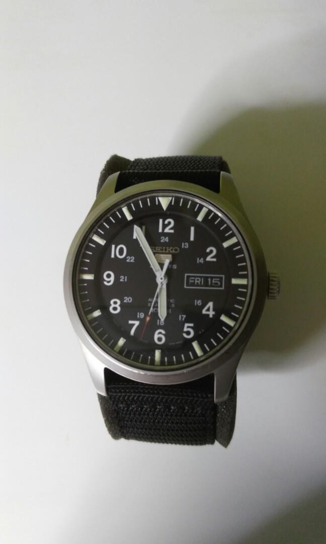SEIKO 5 Sports SNZG15 Automatic Black (p3,000), Men's Fashion, Watches ...
