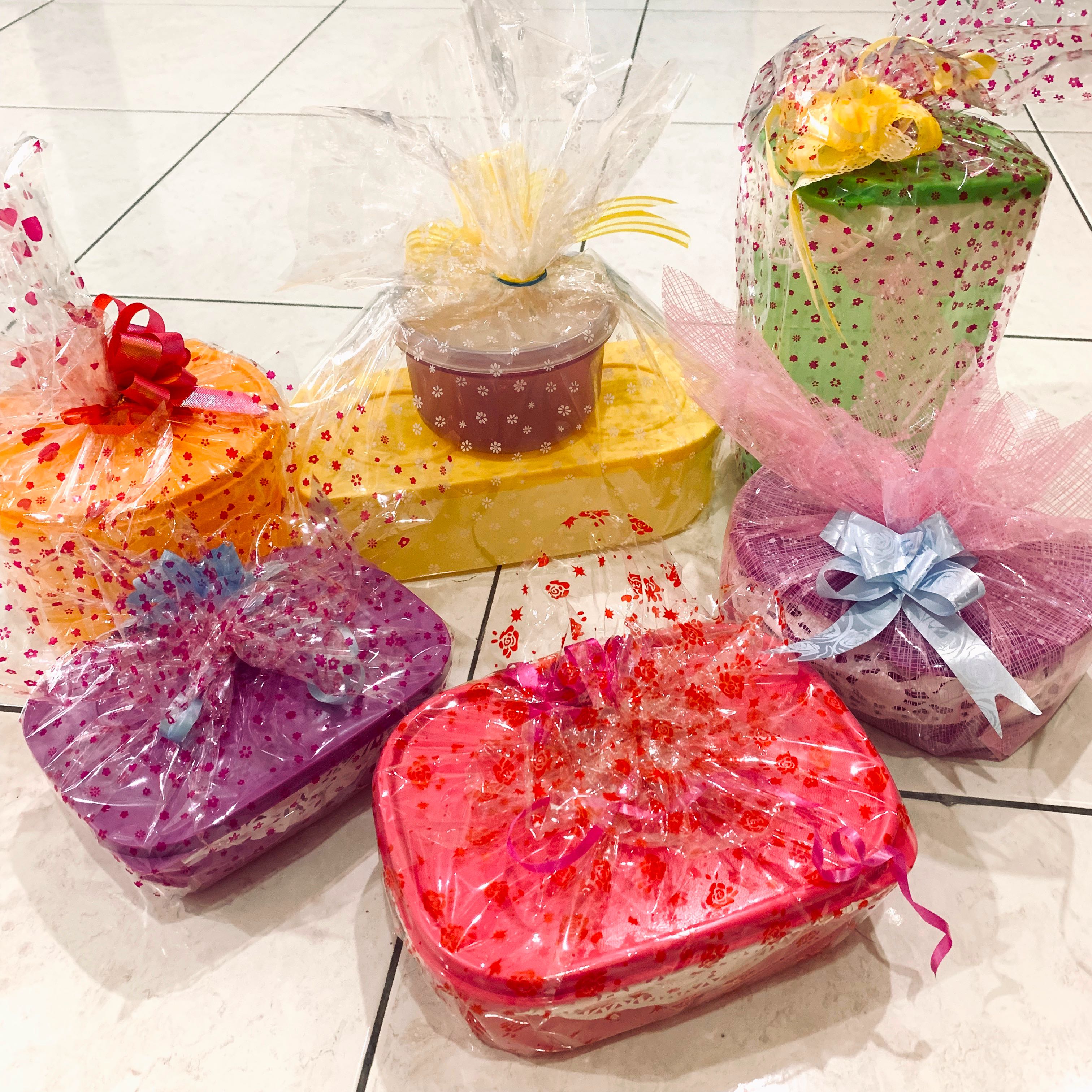 Tupperware Brand Hamper Container, Furniture & Home Living, Kitchenware ...