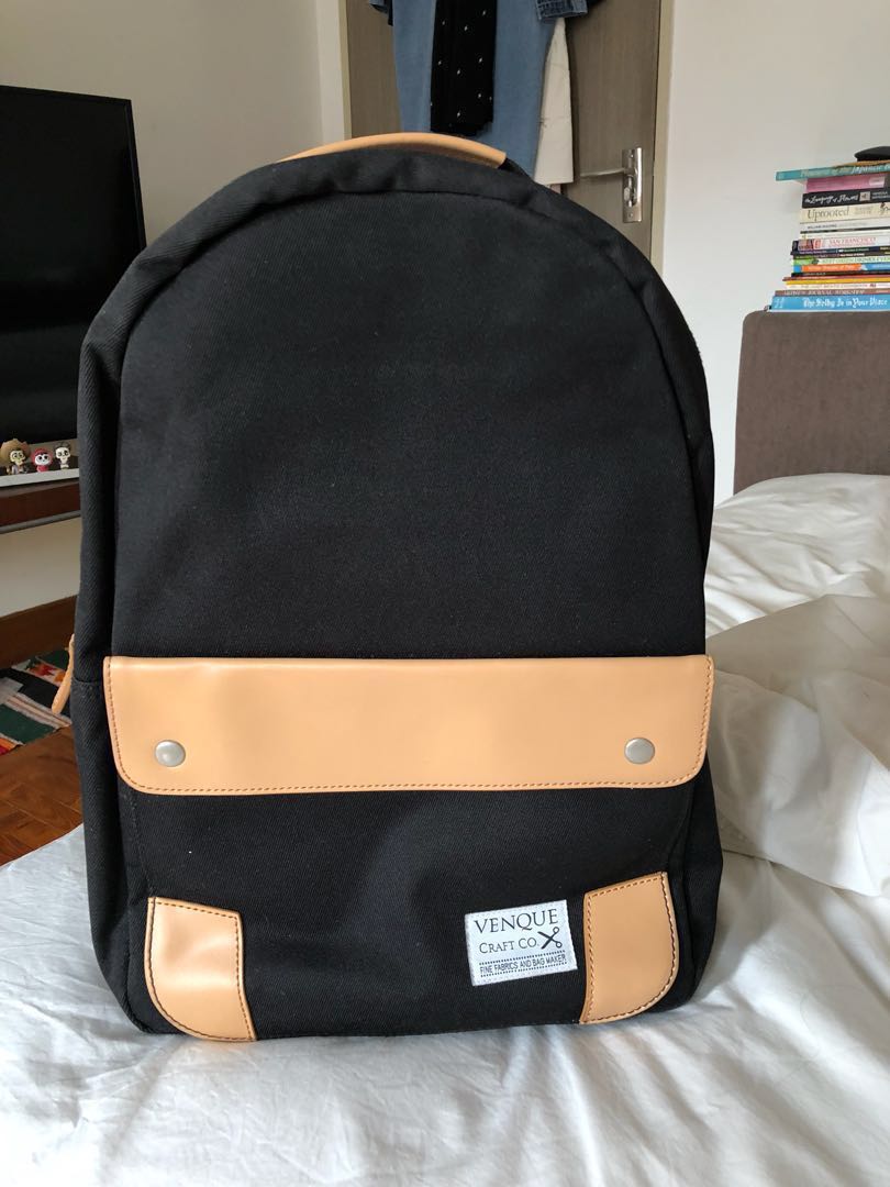 Venque Backpack, Men's Fashion, Bags, Briefcases on Carousell