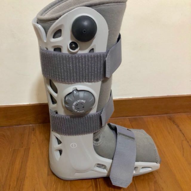 Aircast ( Right foot ), Health & Nutrition, Assistive & Rehabilatory ...