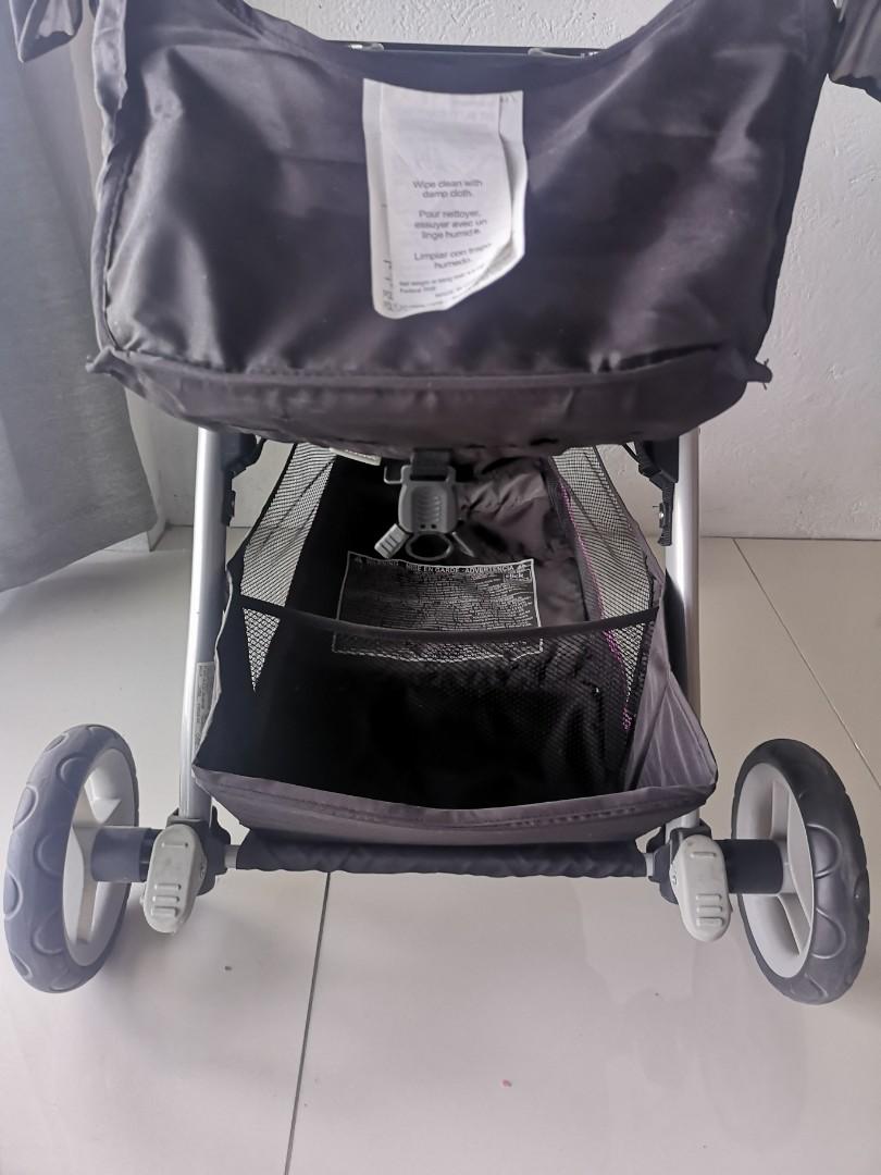 Graco 3 Wheel Click Connect Jogger Stroller, Babies & Kids, Going Out ...