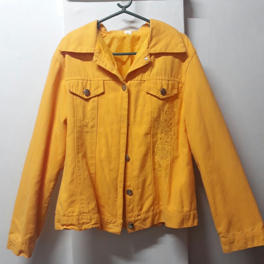 Mustard jacket, Women's Fashion, Tops, Others Tops on Carousell