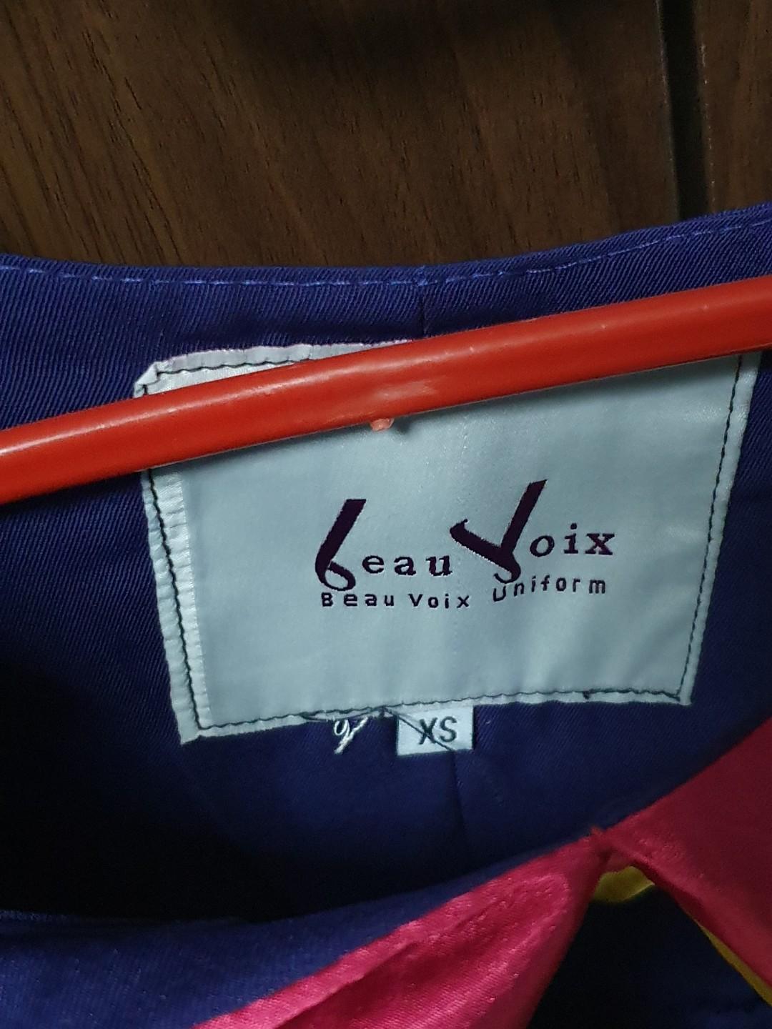 NYP Graduation gown, Everything Else on Carousell