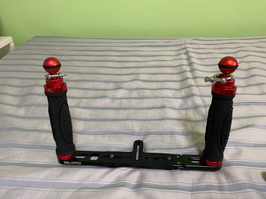 Sel pro camera tray for diving’s, Photography, Video Cameras on Carousell
