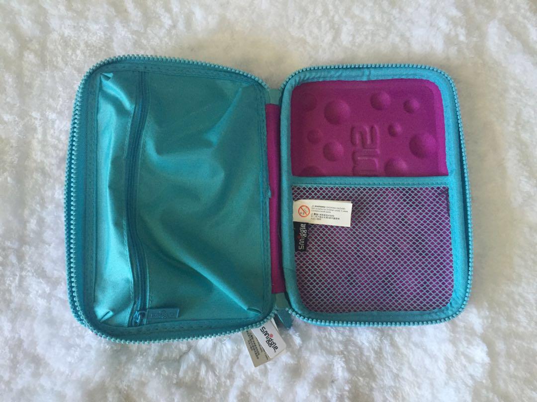 Smiggle HardTop Bubble Pencil Case & Eraser SET, Babies & Kids, Baby ...