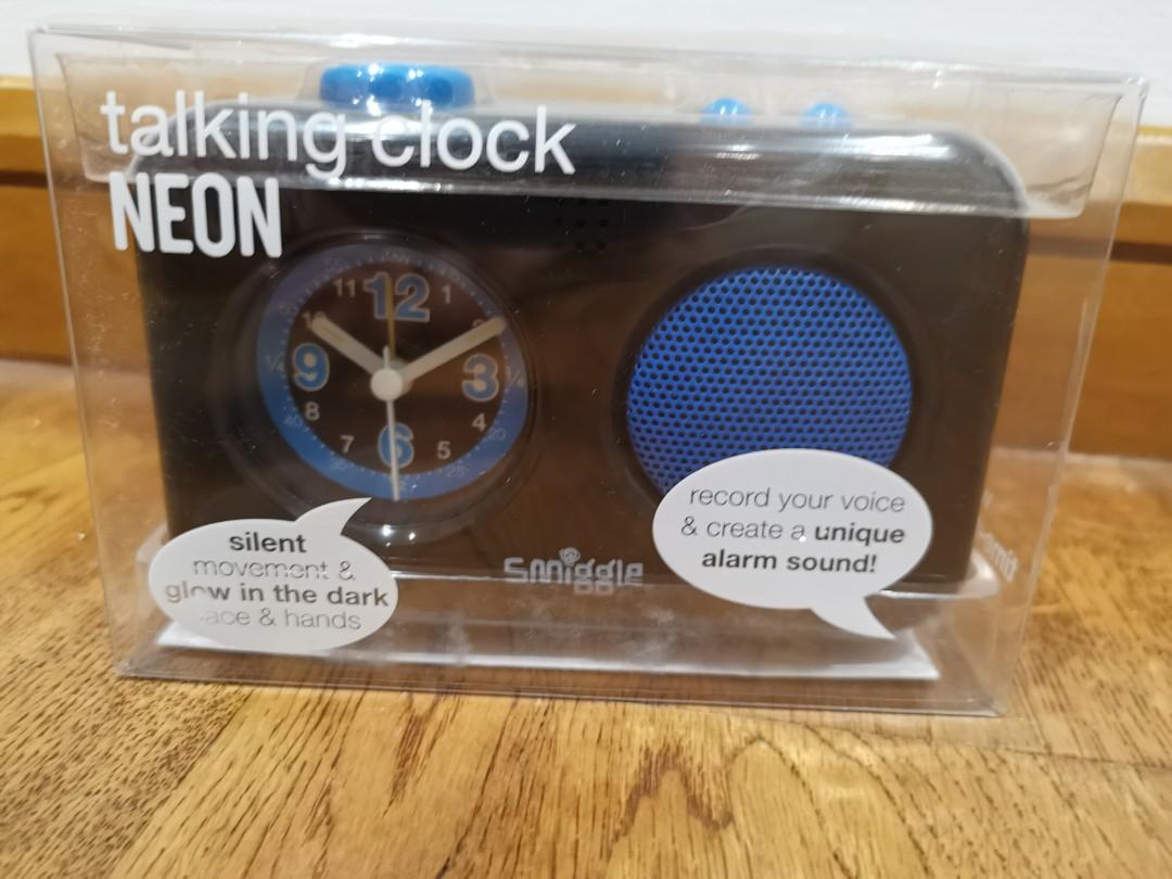 Smiggle talking clock, Mobile Phones & Gadgets, Wearables & Smart ...