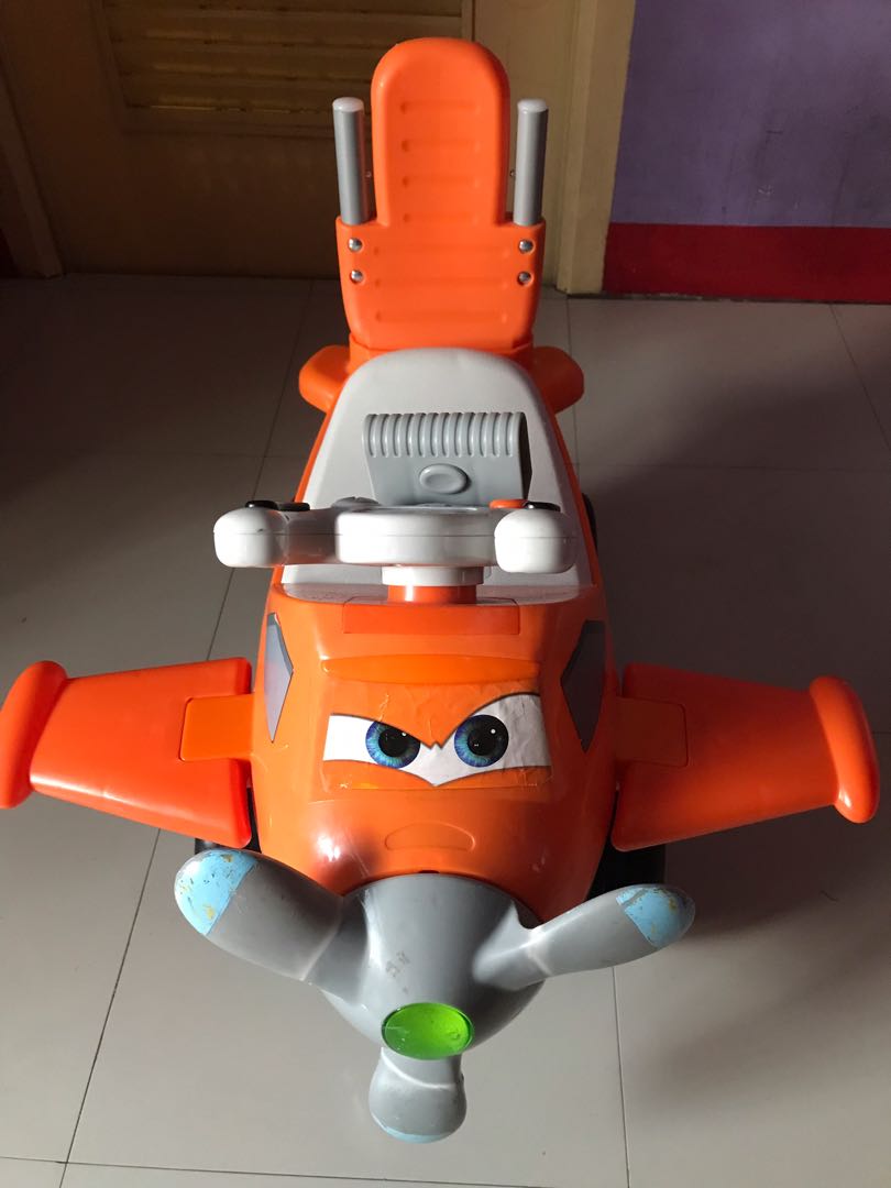 Airplane ride on, Babies & Kids, Infant Playtime on Carousell