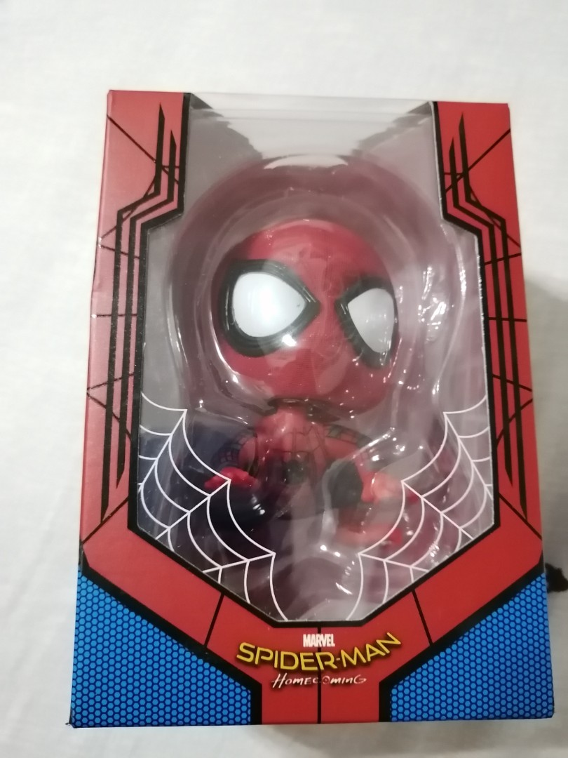 Crawling spider-man magnet, Hobbies & Toys, Toys & Games on Carousell