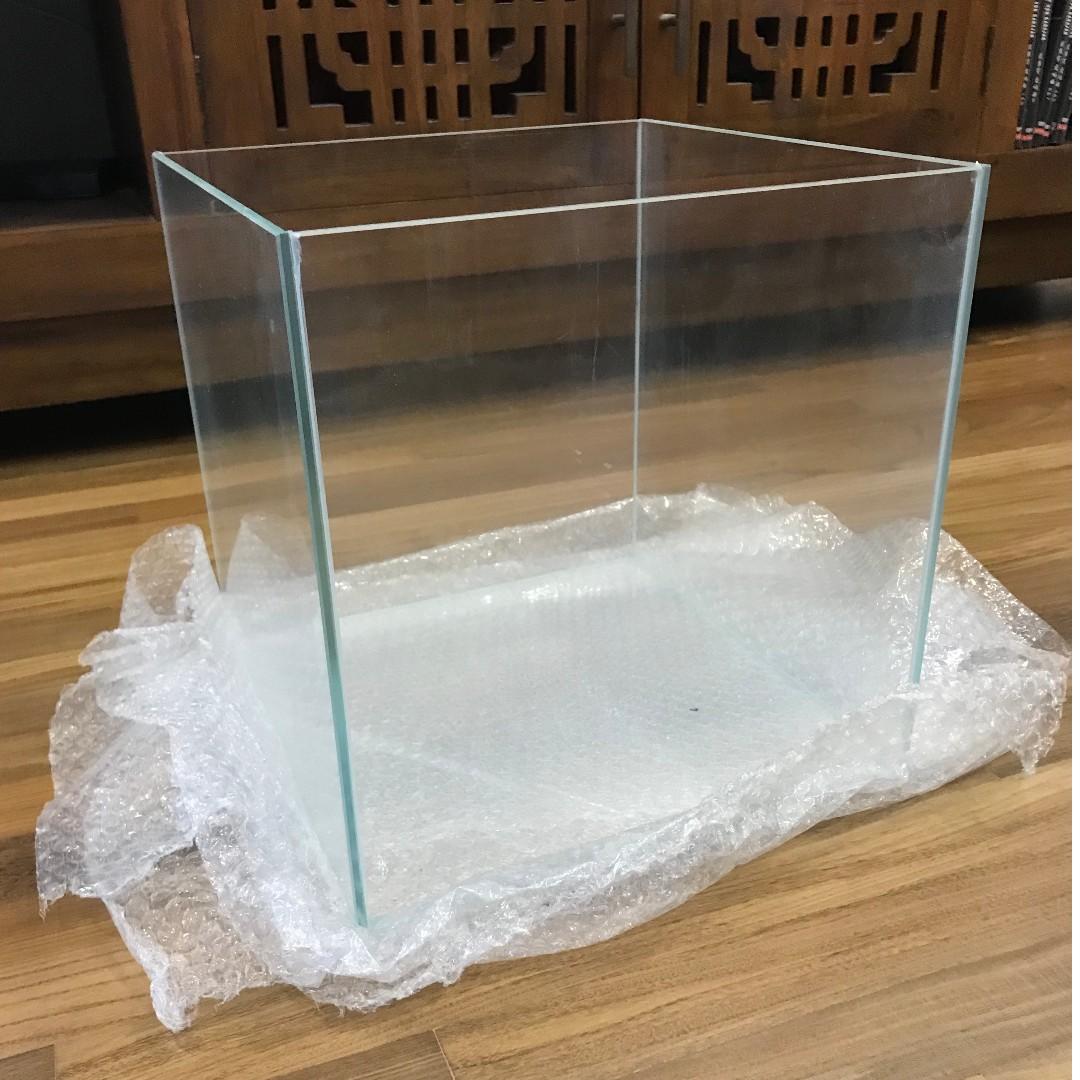 Glass (Fish) Tank (30 x 30 x 30cm), Pet Supplies, Homes & Other Pet ...
