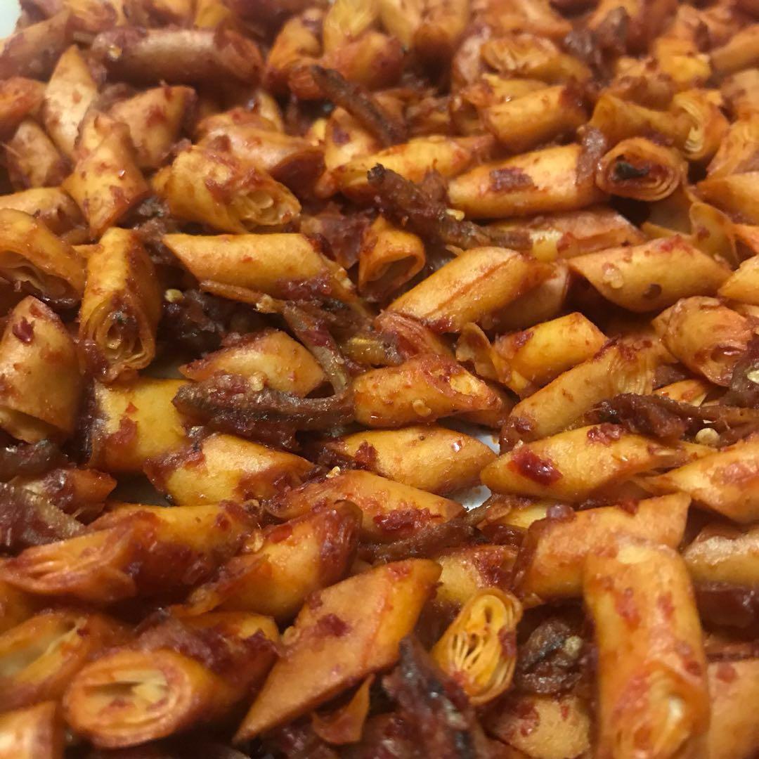 Layang2 Sambal Ikan Bilis, Food & Drinks, Packaged & Instant Food on Carousell