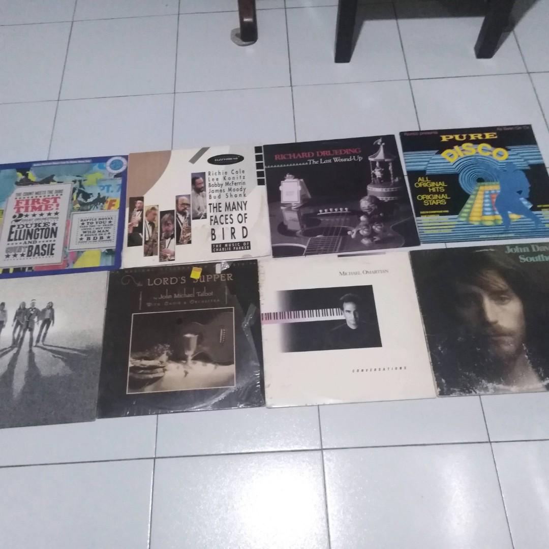Old CD/ PLAKA for Sale, Hobbies & Toys, Music & Media, Vinyls on Carousell