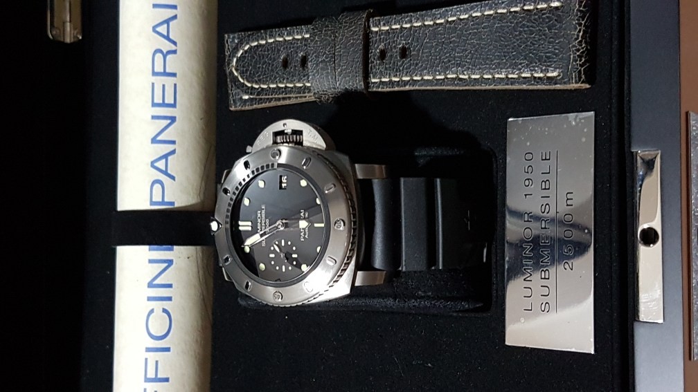 Panerai special watch Luminor Submersible 1950 2500M 3 Days Automatic ...