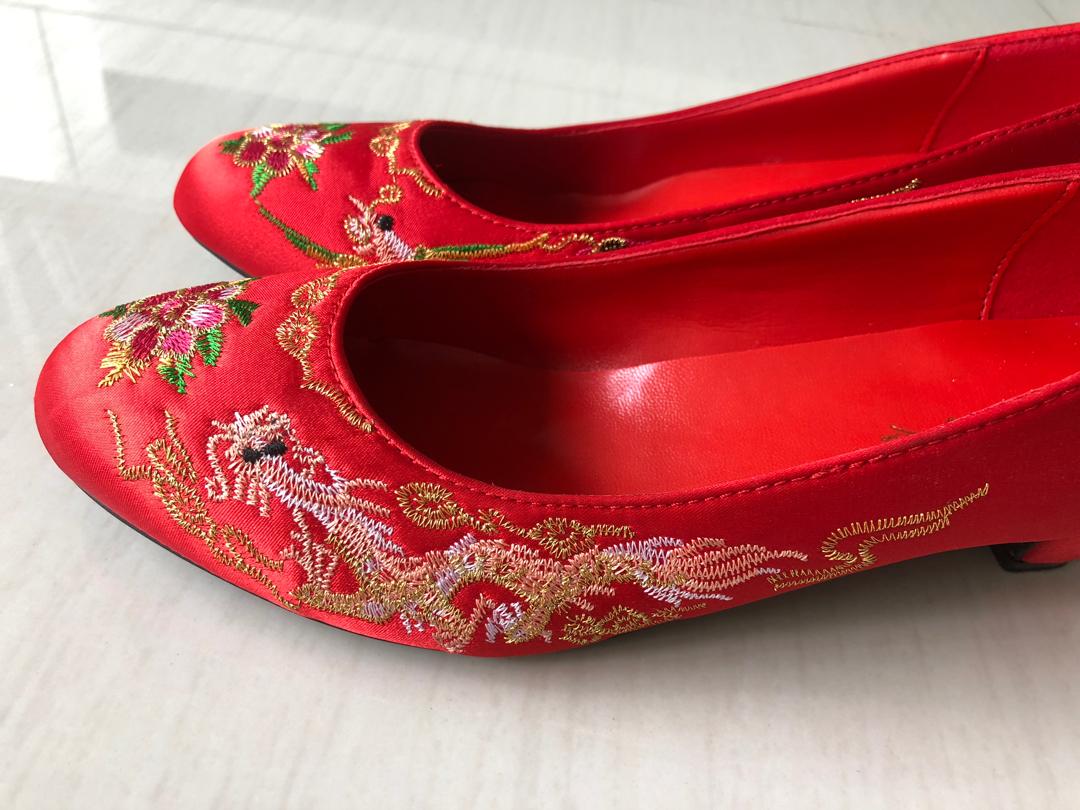 Chinese wedding shoes, Women's Fashion, Footwear, Sandals on Carousell