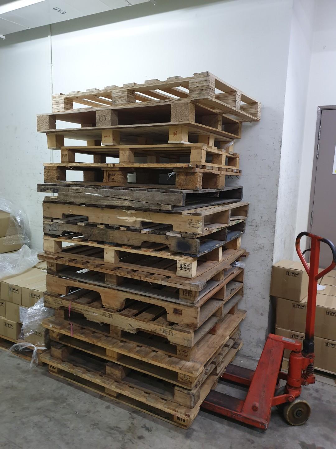 Free good condition pallets for your self collection @ ubi area ...