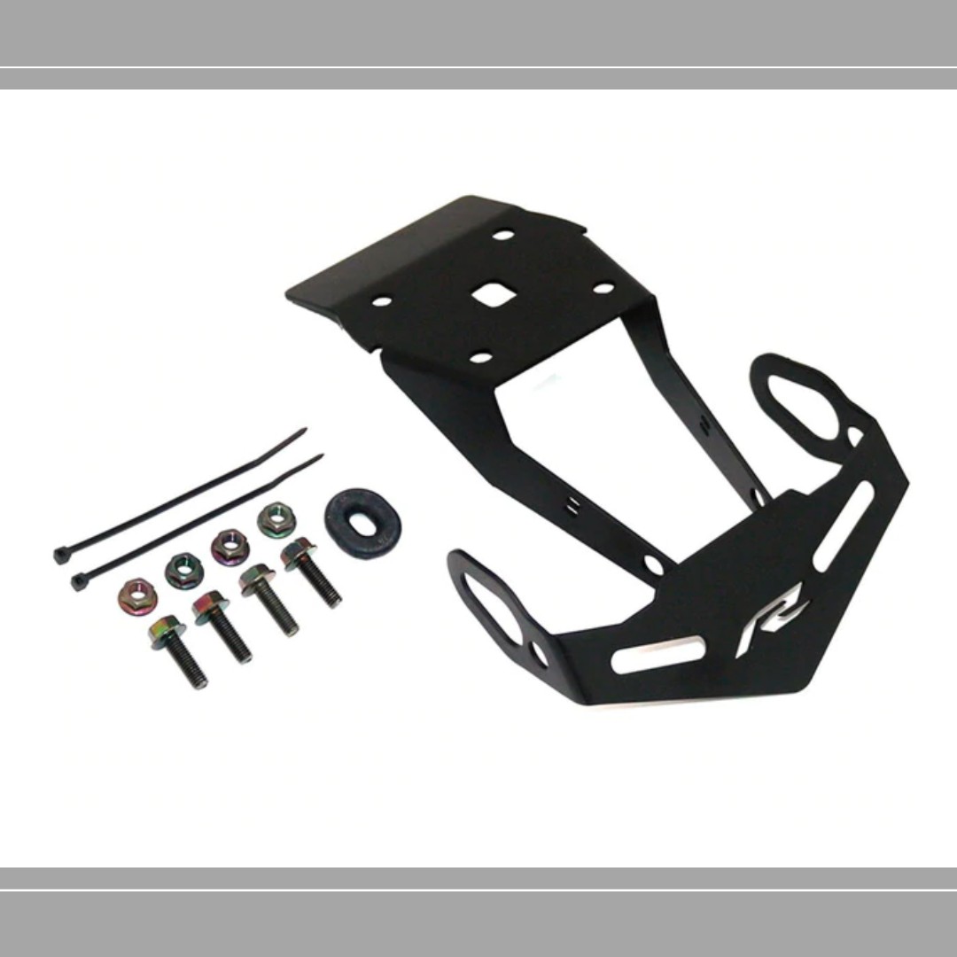 Yamaha R15 V3 Rear Fender, Motorcycles, Motorcycle Accessories on Carousell