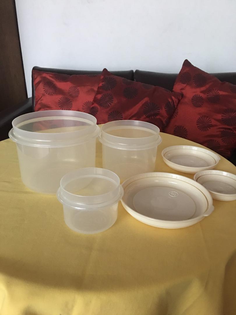 3 PCS RUBBERMAID ROUND CONTAINERS. SET ( ORIGINAL ), Furniture & Home ...