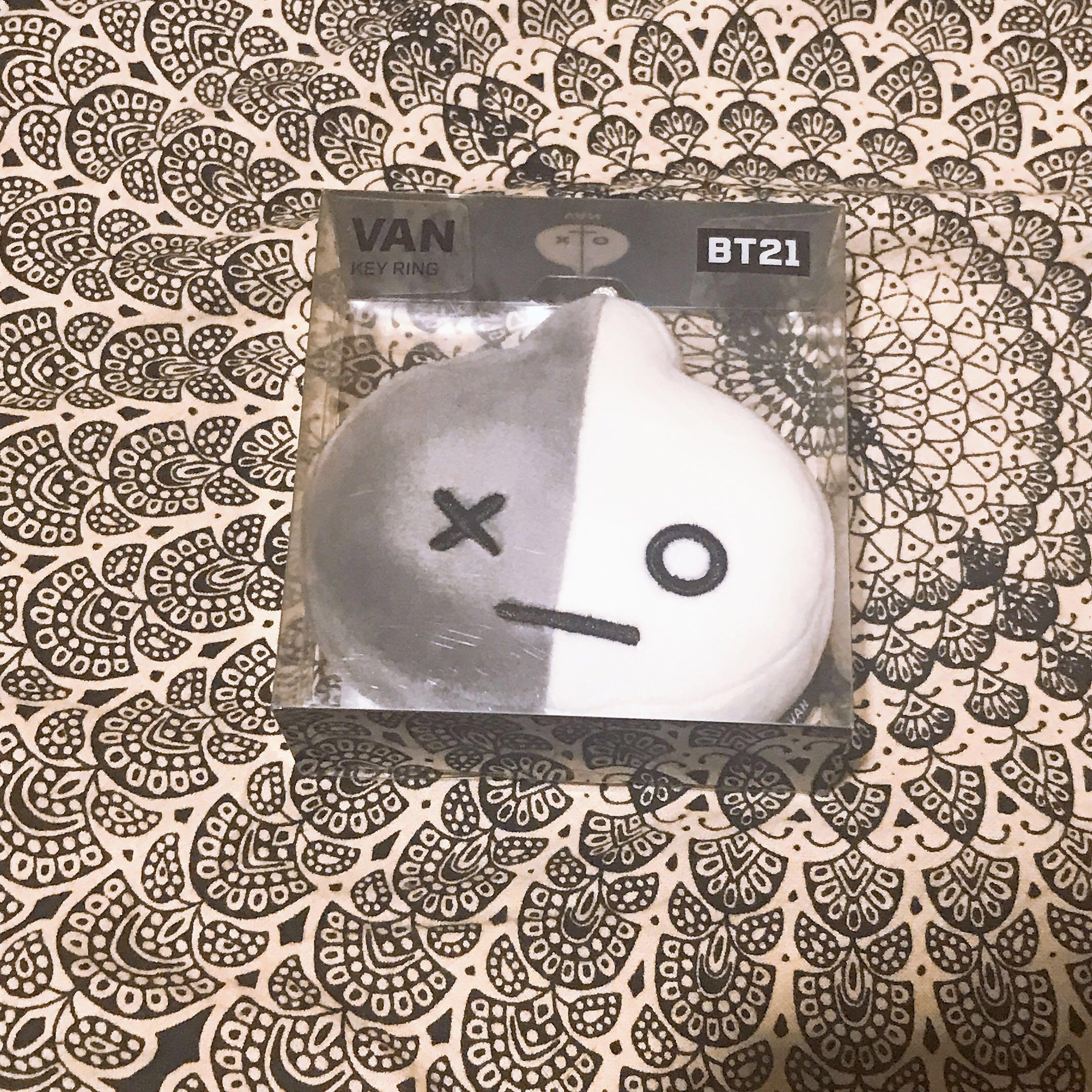 BT21 VAN KEYRING, Hobbies & Toys, Memorabilia & Collectibles, K-Wave on ...
