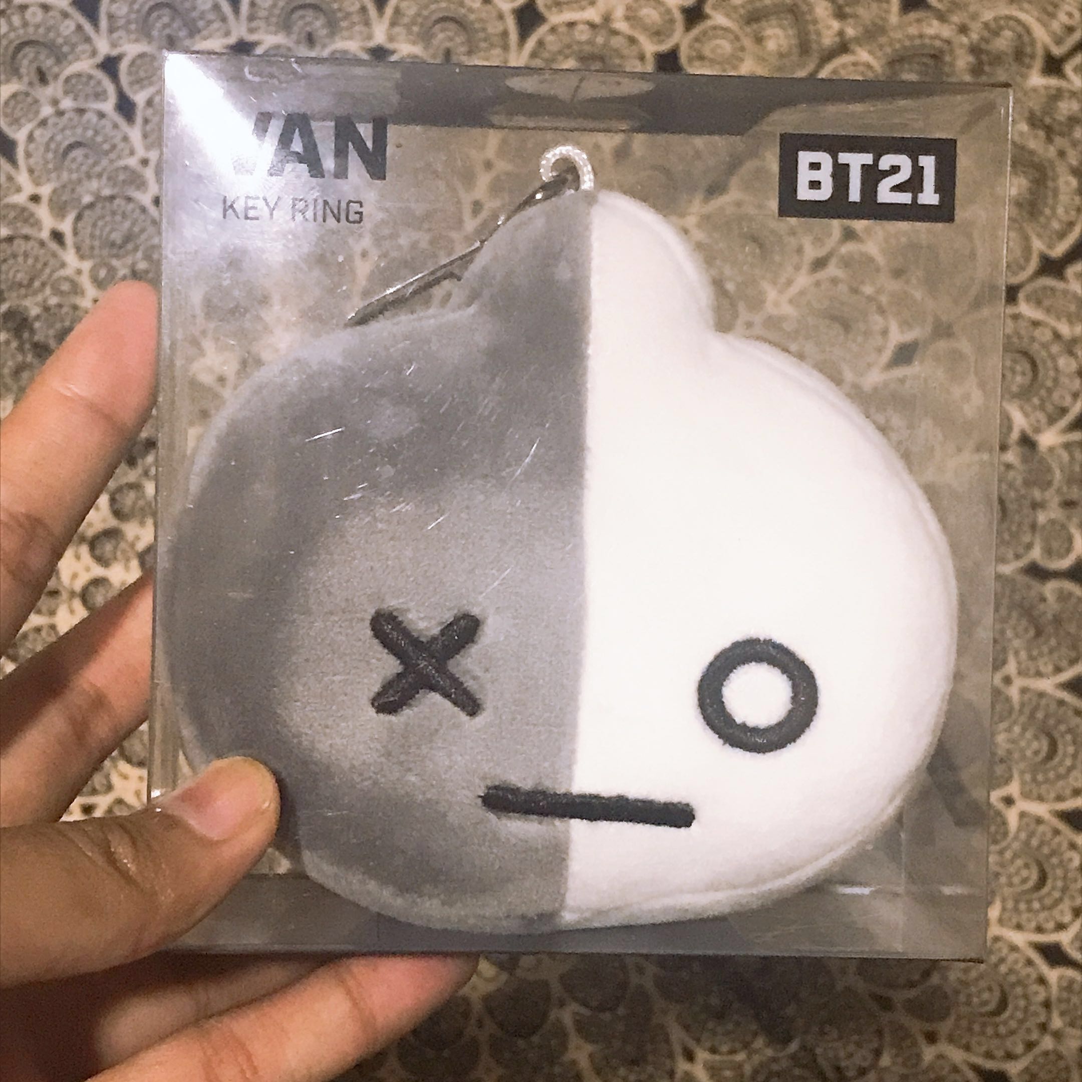 BT21 VAN KEYRING, Hobbies & Toys, Memorabilia & Collectibles, K-Wave on ...