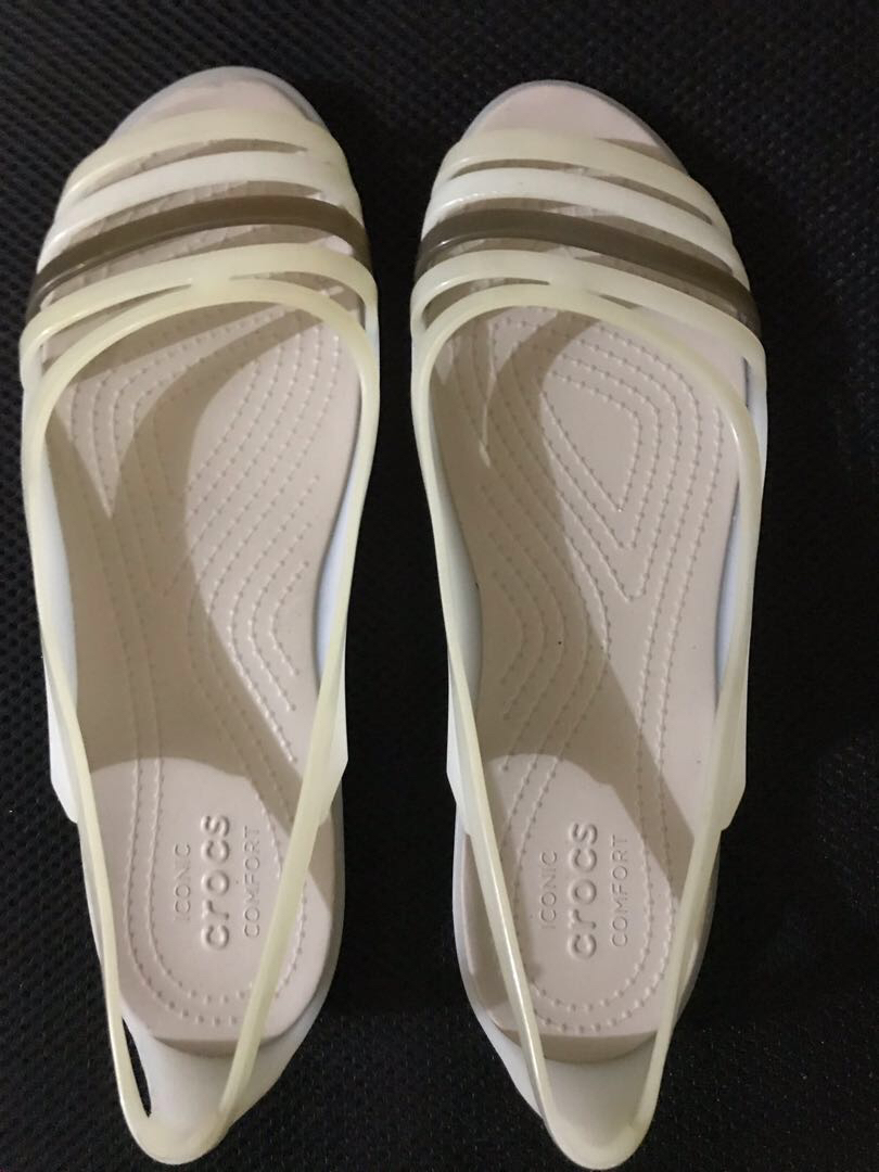 Crocs Slip On, Women's Fashion, Footwear, Sandals on Carousell