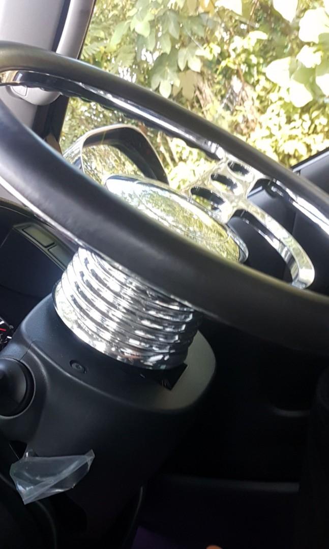 Hiace steering wheel with bosskit, Car Accessories, Accessories on ...