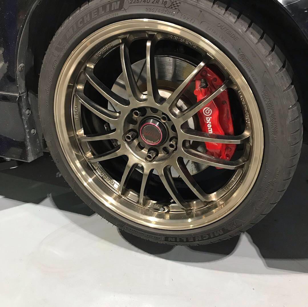 Original Volk Racing RE30 Hyper Bronze 18", Car Accessories, Tyres & Rims on Carousell