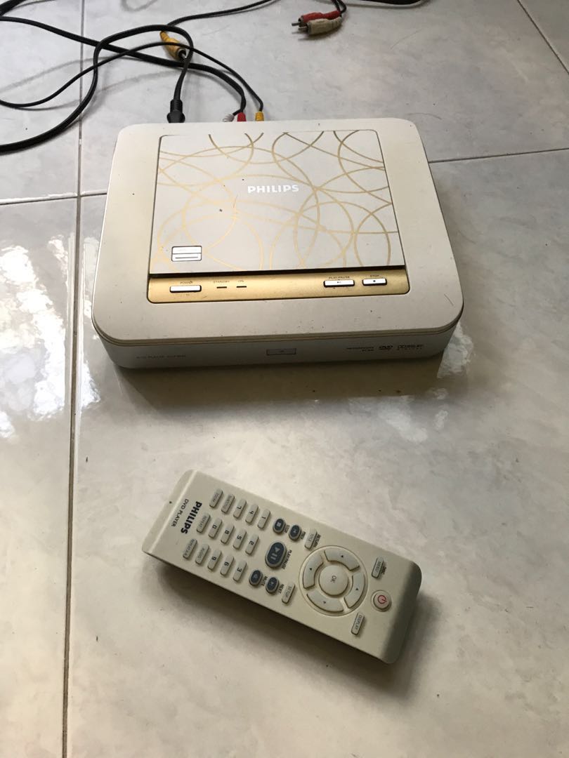 philips vcd player, Electronics, Others on Carousell