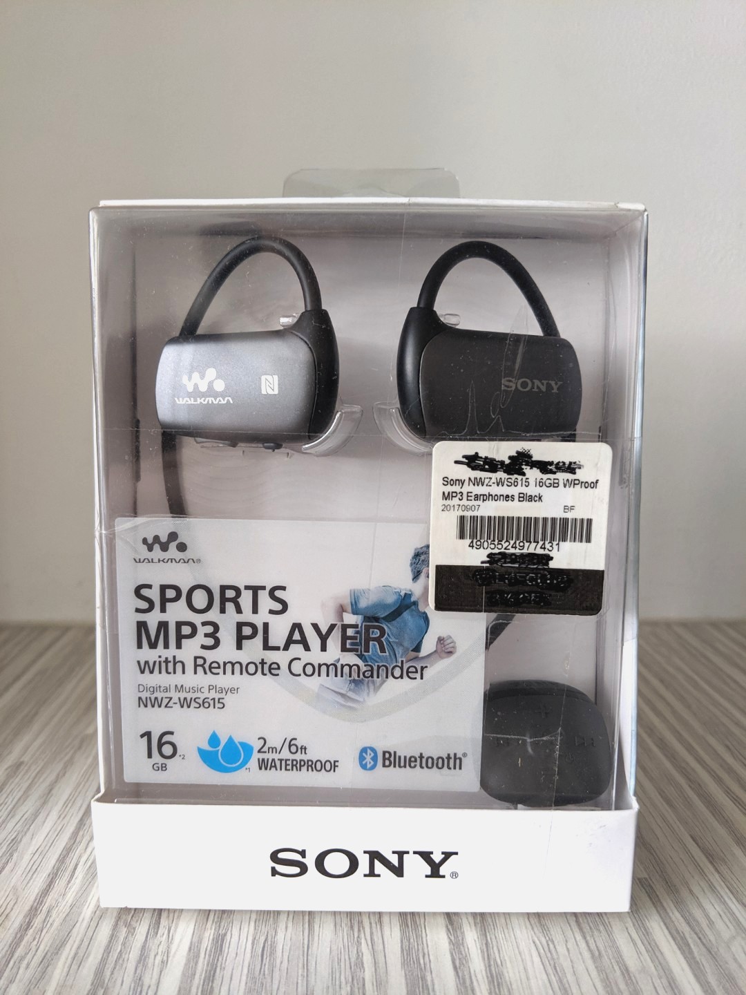 Sony Walkman Sports MP3 Player with Remote Commander, Electronics ...