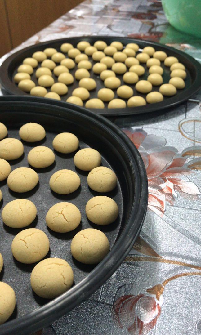 Kuih Suji Hari Raya, Food & Drinks, Homemade Bakes on Carousell