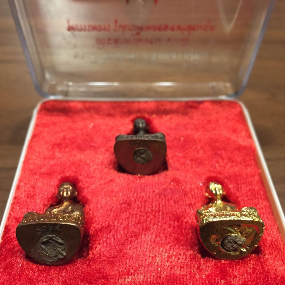 LP Tim Wat Lahanrai Hua Jai Roop Lor Set Inserted Bottom Phong Prai ...