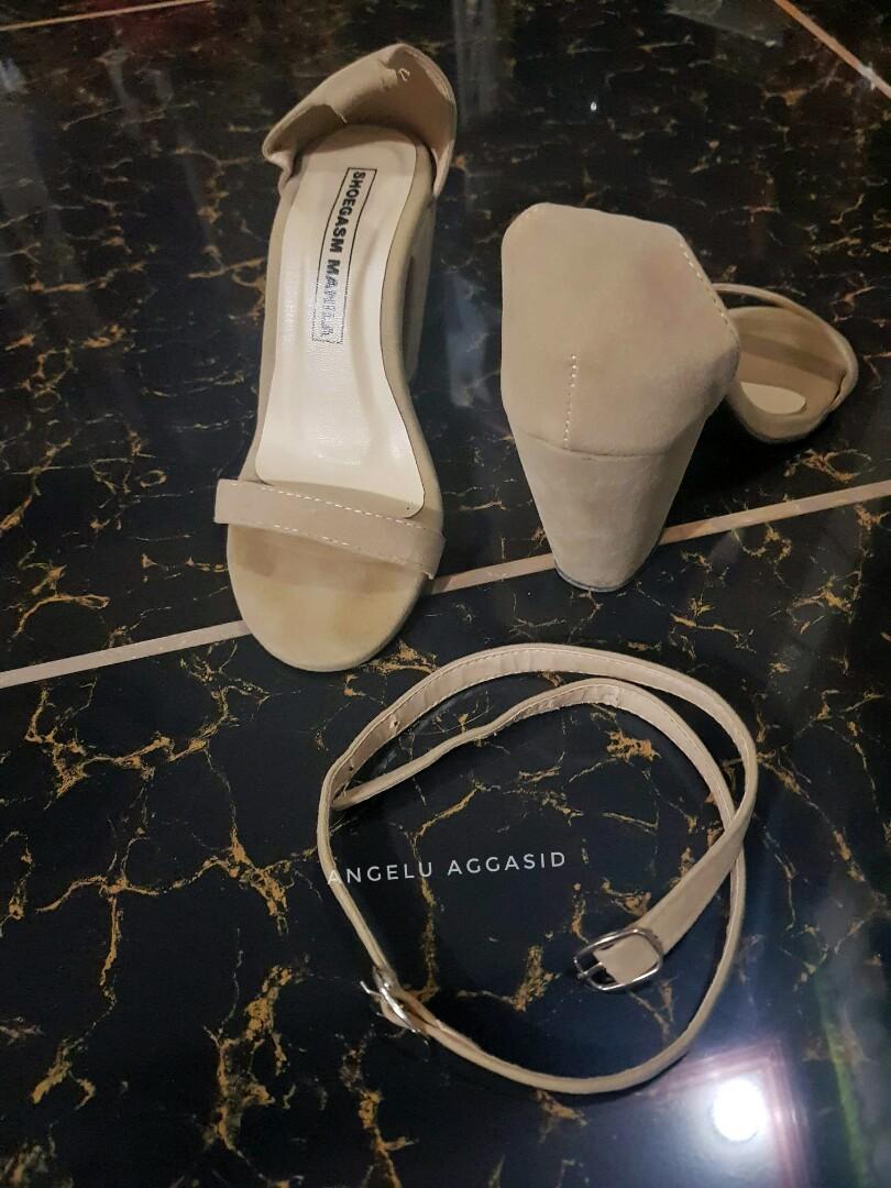 SHOEGASM MANILA BLOCK HEELS, Women's Fashion, Footwear, Shoe inserts on ...