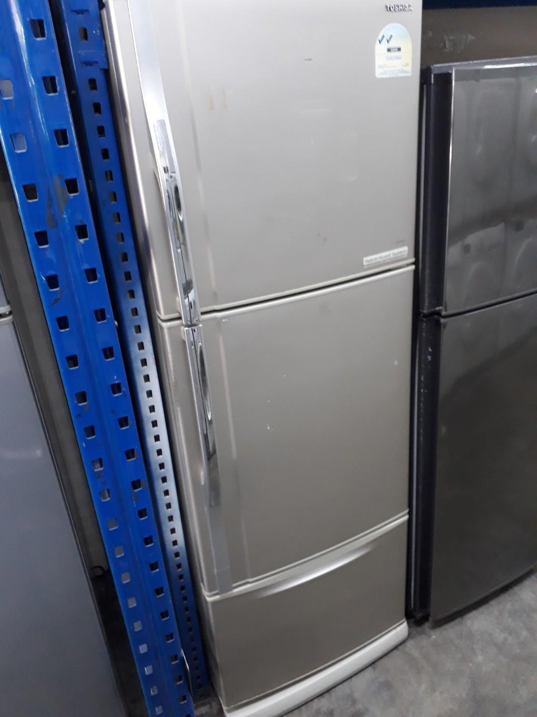 Toshiba 3 door Refrigerator / fridge GR-R35SDEV 289L, TV & Home ...