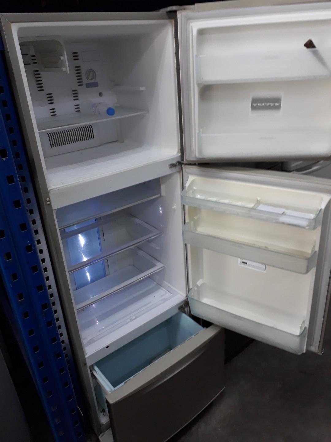 Toshiba 3 door Refrigerator / fridge GR-R35SDEV 289L, TV & Home ...