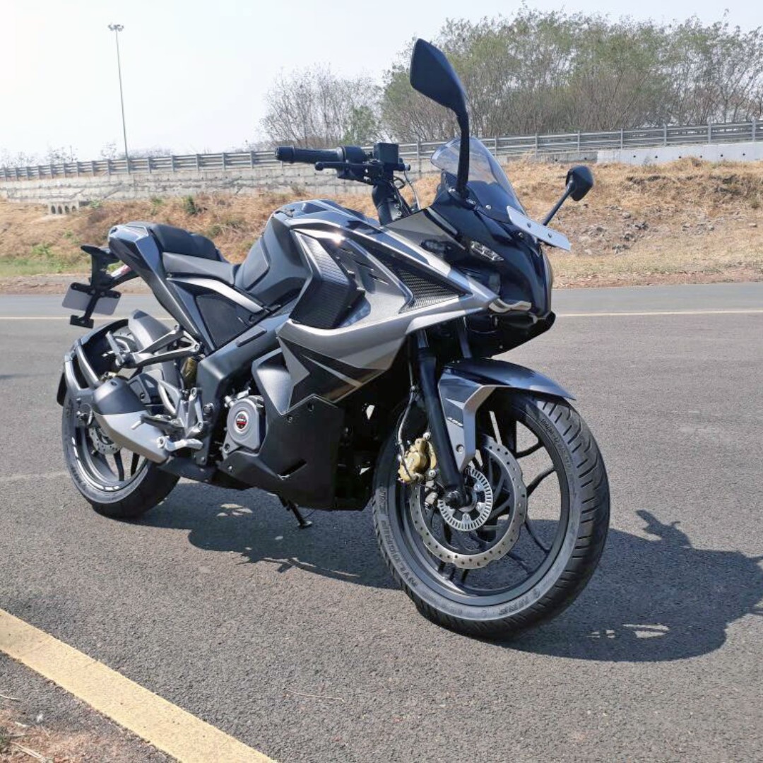 BAJAJ Pulsar RS200 Graphite Black, Motorcycles, Motorcycles for Sale, Class 2B on Carousell