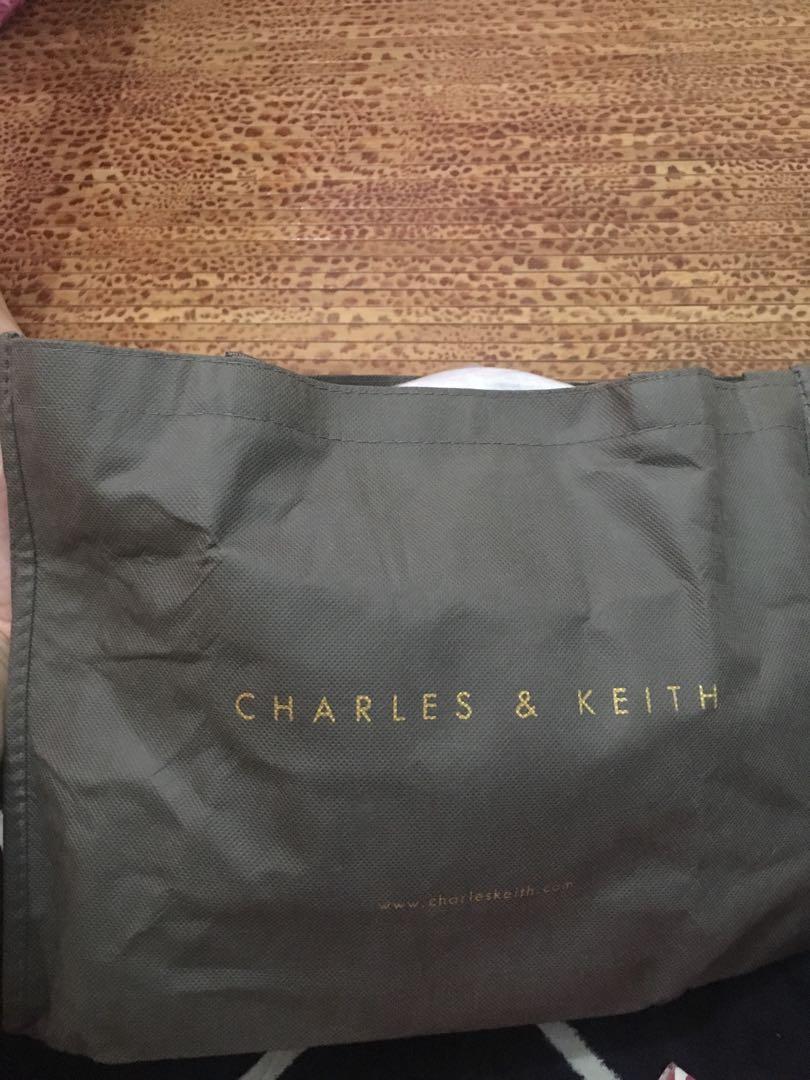 Charles & Keith Bag, Women's Fashion, Bags & Wallets, Purses & Pouches ...