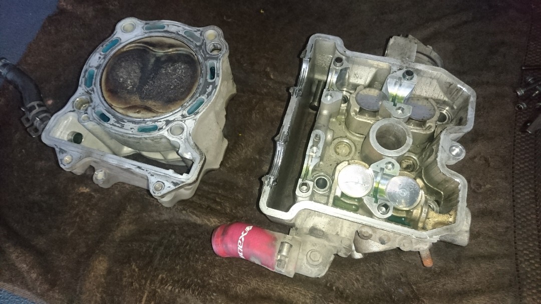 Drz top block and top head with piston., Motorcycles, Motorcycle ...