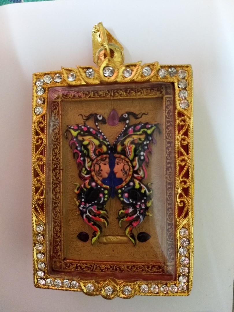 Kruba Krissana Butterfly Amulet, Hobbies & Toys, Memorabilia ...