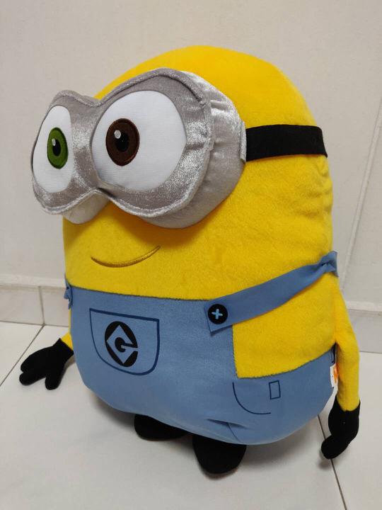Despicable Minion Soft Toy with free minion figurine, Hobbies & Toys ...