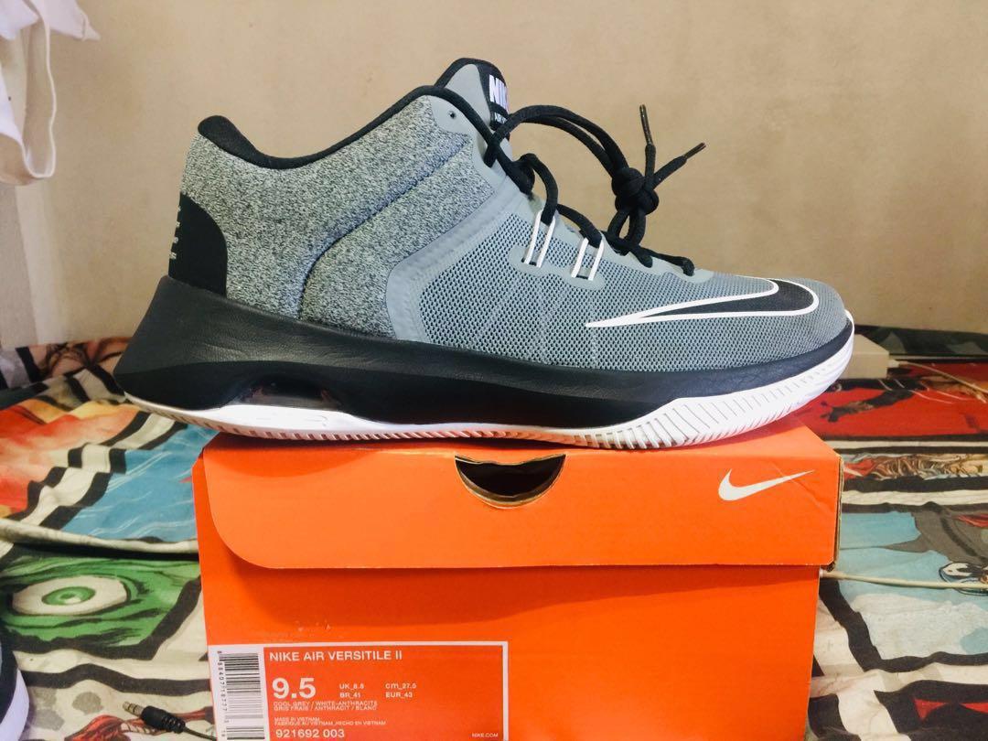 Nike Air Versatile 2, Men's Fashion, Footwear, Sneakers on Carousell