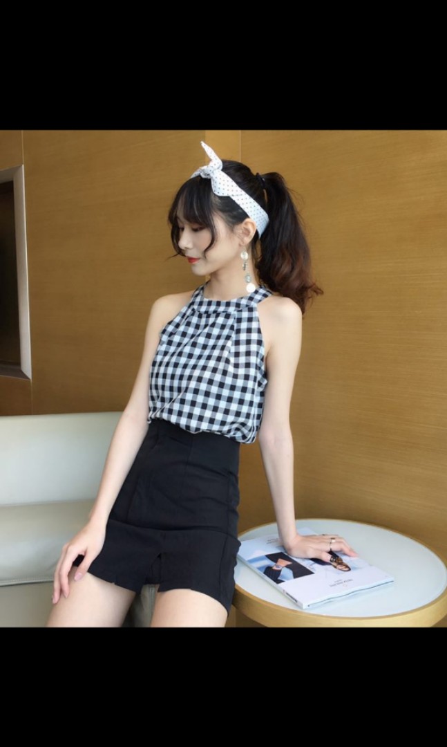 PO Checkered Halter Top, Women's Fashion, Tops, Sleeveless on Carousell