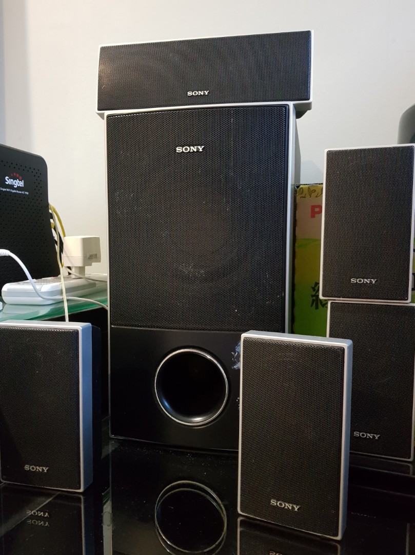 Sony DVD Home Theatre System DAV-DZ150K, Audio, Soundbars, Speakers ...
