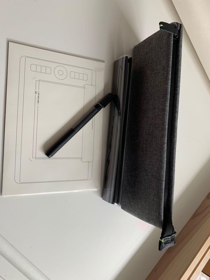 Wacom Intuos Pro Finetip Pen & Paper Clip Bundle, Computers & Tech ...