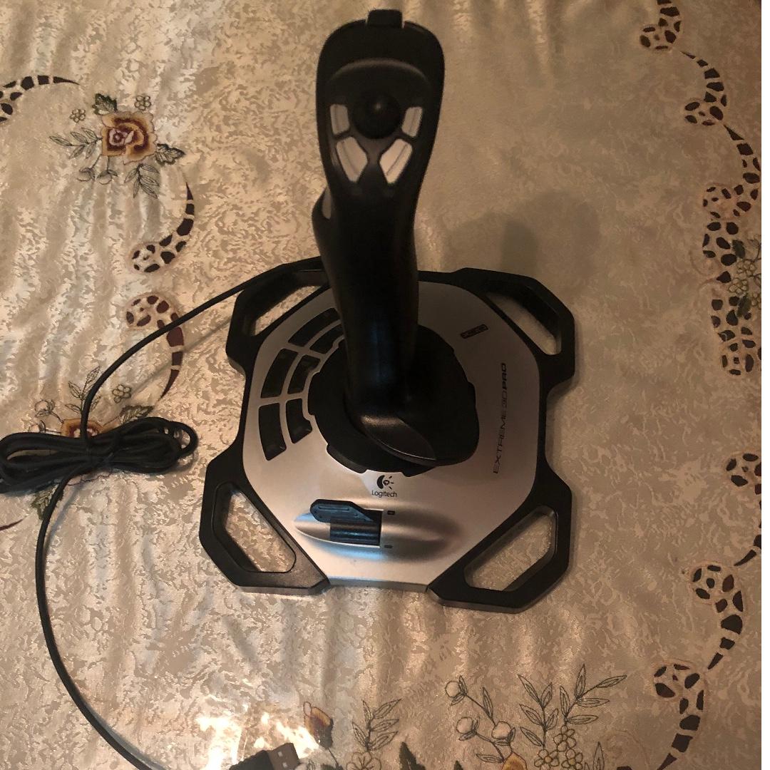 Logitech Extreme 3D Pro Joystick, Video Gaming, Gaming Accessories ...