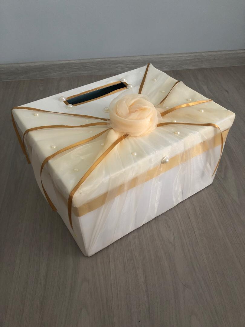 MBS Wedding ang bao box, Everything Else on Carousell