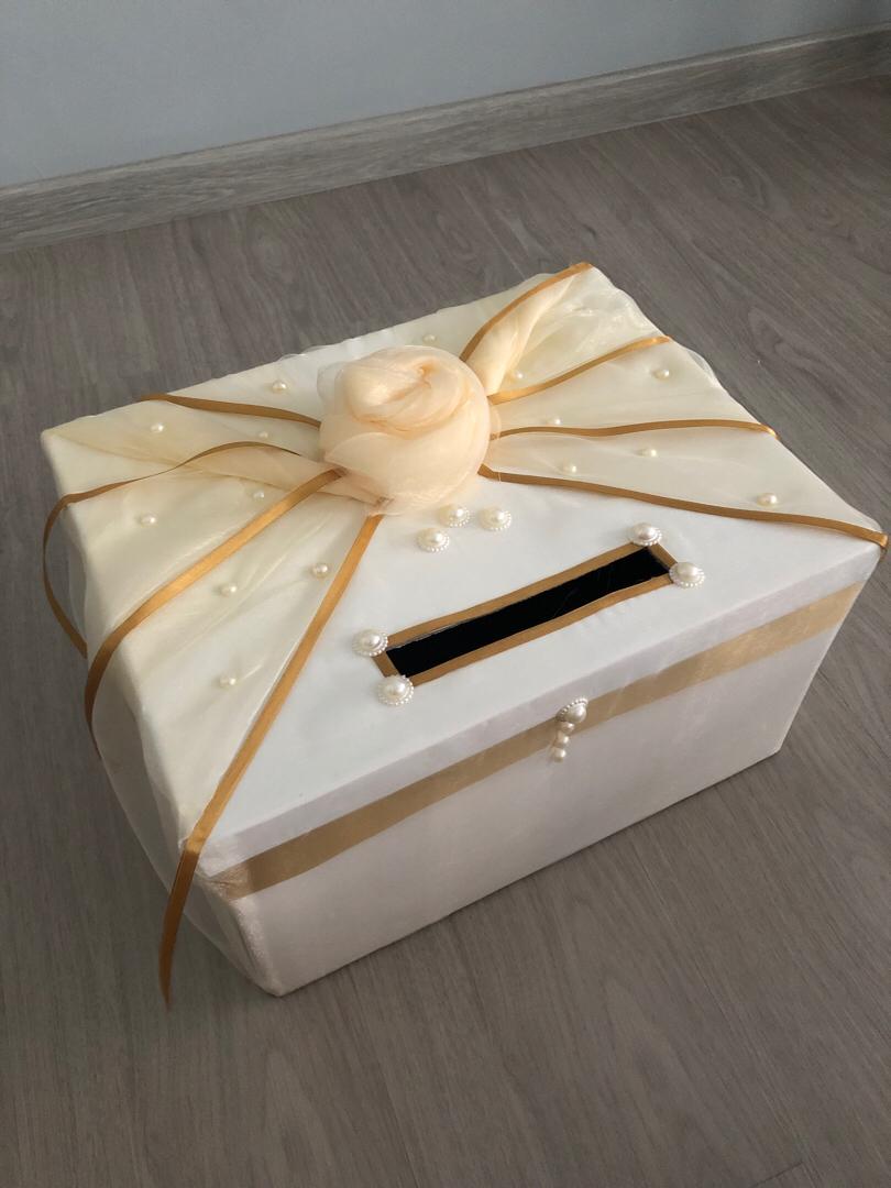 MBS Wedding ang bao box, Everything Else on Carousell